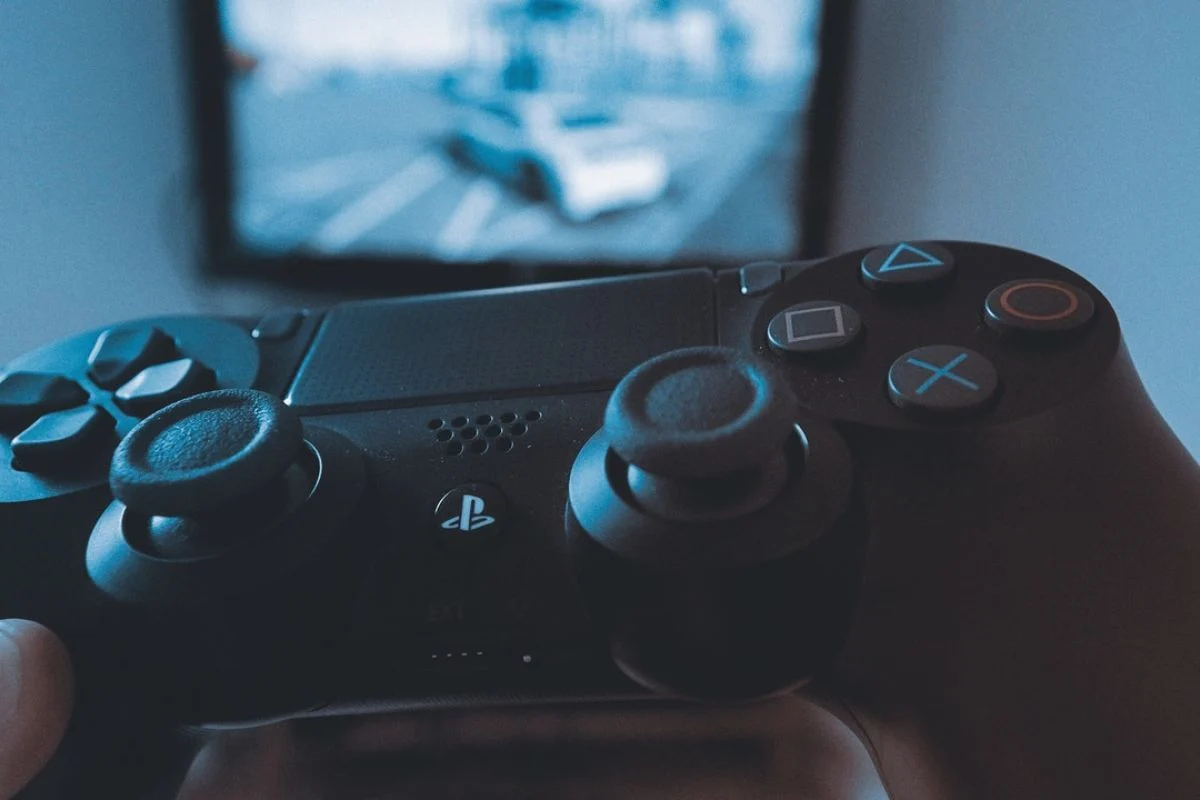 PlayStation 4 vs. PlayStation 5: A Comprehensive Analysis of Console ...